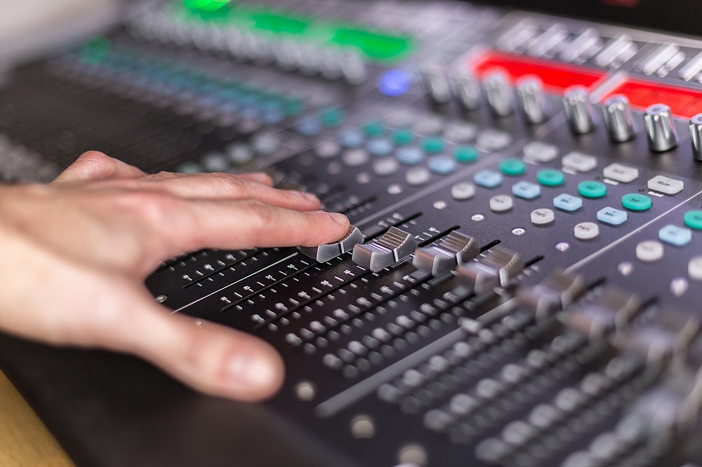 Voiceover Studio, On-Hold Messages | Worldly Voices